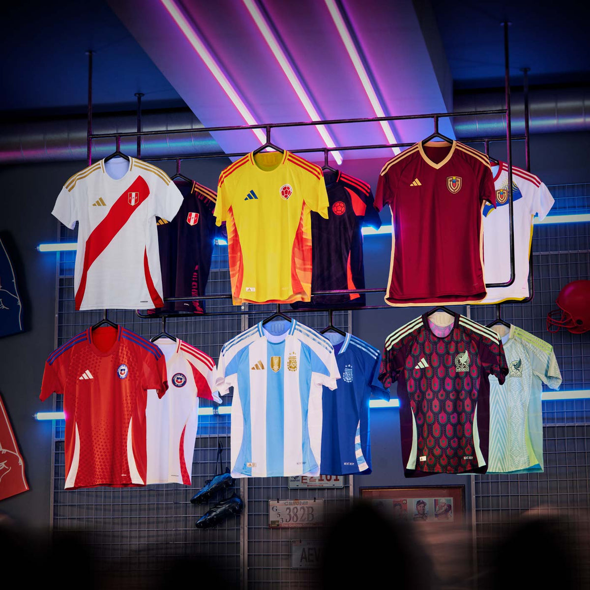 Azteca Soccer Store | Soccer Shoes & Cleats | Soccer Store