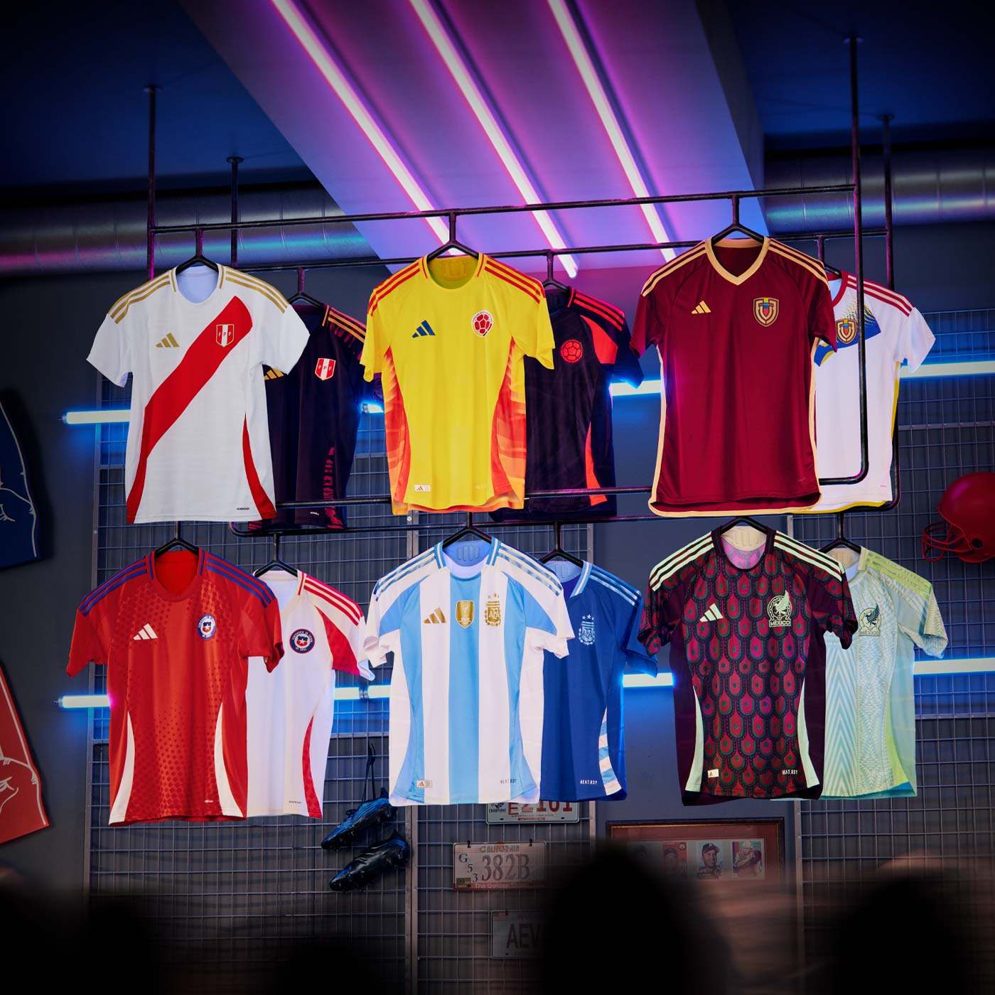 Azteca Soccer Store | Soccer Shoes & Cleats | Soccer Store